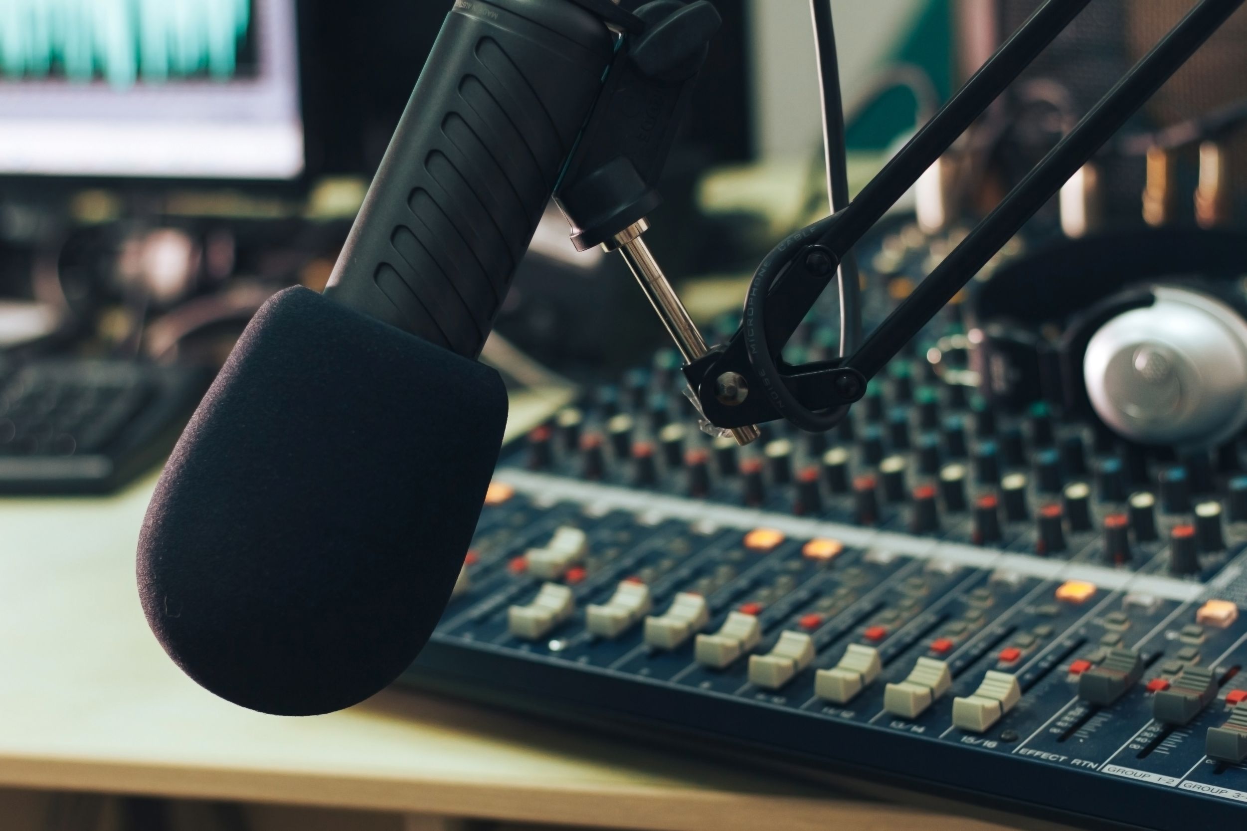 Working Split Frequency on HF: What It Means and How to Do It ...